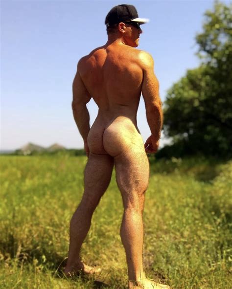 Omg He S Naked Competitive Ukrainian Bodybuilder Aleksej Pylypenko Omg Blog