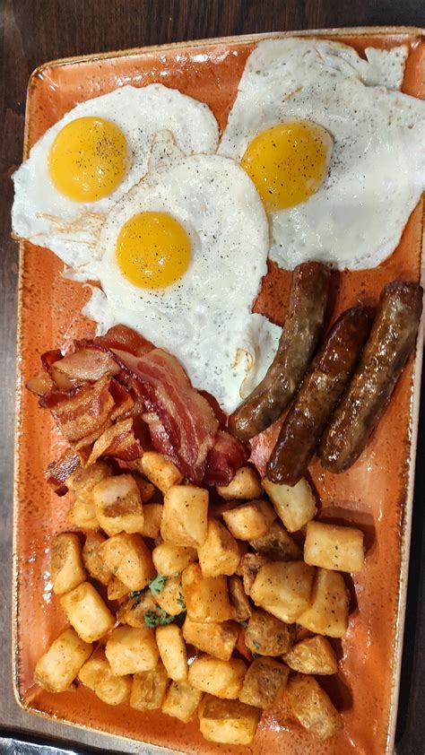 Disney Tidbits From A Disney Nut