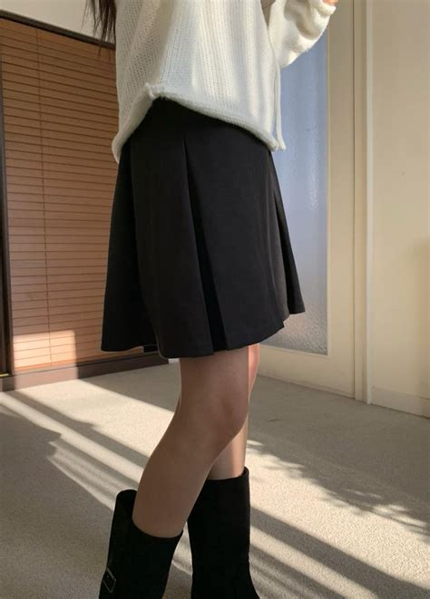 모브앤로지 기모 도톰 플레어 벨트 미니 스커트 2color