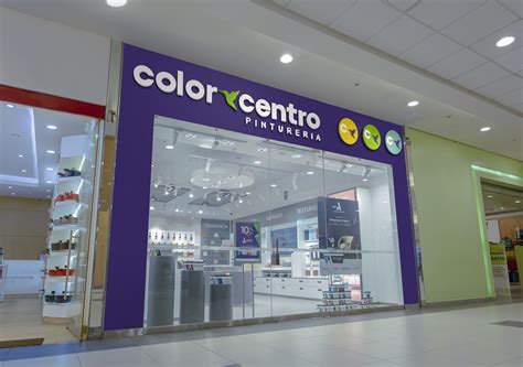 Color Centro inaugura su primera tienda de pinturas en centro comercial de Lima