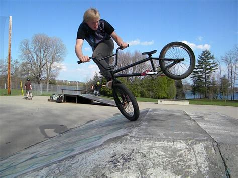 Bmx Stunts Wallpapers Wallpaper Cave