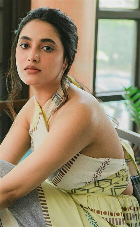 Pin By DT Pictures On Priyanka Mohan Actresses Beautiful Actresses Beautiful Girl Body