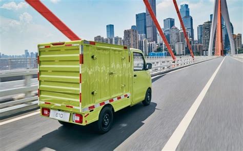 The Wuling E10 Is The Worlds Cutest Delivery Truck Sadeaalaradio
