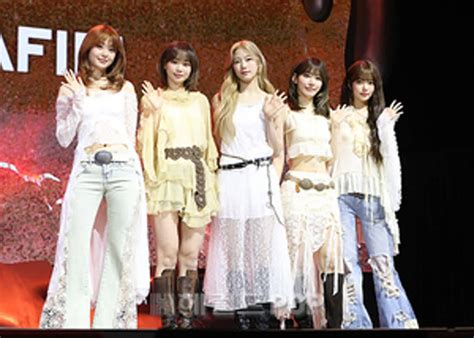 르세라핌 ‘hot 美 ‘빌보드 200 9위 4연속 톱10 등극