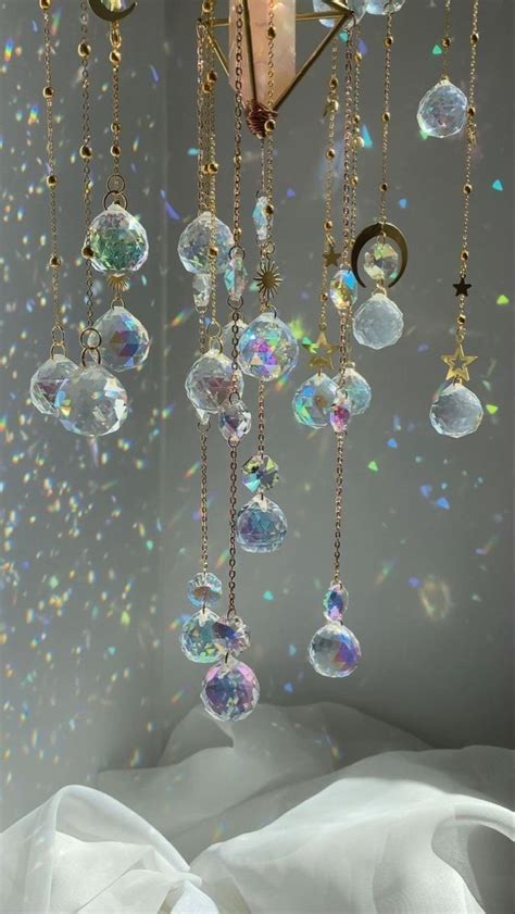 Pin By Stephanie On Home Stuffs Crystal Suncatchers Diy Cute Room