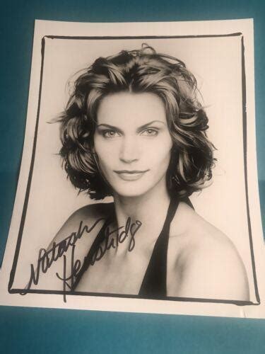 Beautiful Natasha Henstridge Species Star Signed 8x10 Pic A 10