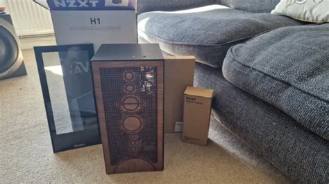 Nzxt H1 Mini Itx Gaming Case Black With Extras £100 00 Picclick Uk