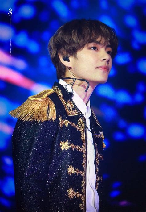 미라클 Miracle On Twitter 181016 Lys In Berlin 왕자님 뷔 태형 태태 V Taehyung 보라해 방탄소년단 Bts