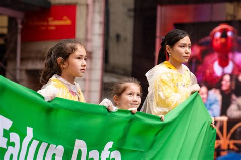 Thousands Celebrate World Falun Dafa Day With New York Parade The