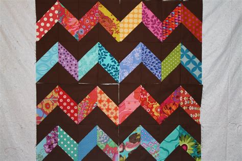 APPLIQUE TODAY Zig Zag Block Tutorial