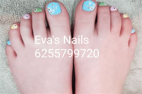 25 Easter Toe Nails Designs To Get You In The Springtime Spirit