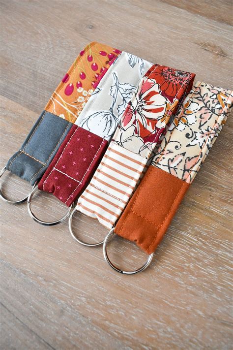 Scrap Key Fob Tutorial Small Sewing Projects Sewing Machine Projects