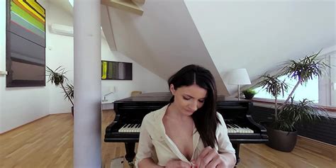 Piano Session Gone Wrong Tina Tiny Tina Eporner