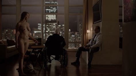 Naked Jennifer Mudge In Boss