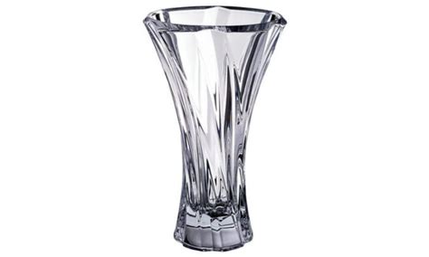 როგორ განვასხვავოთ ბროლი ჩვეულებრივი შუშისგან