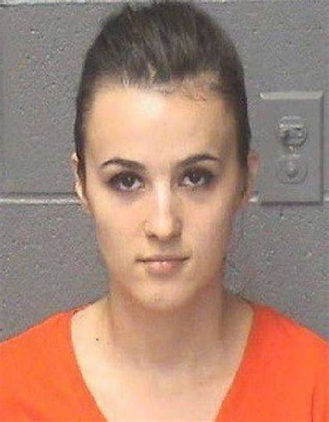 Cute Girls Mugshots 33 Pics