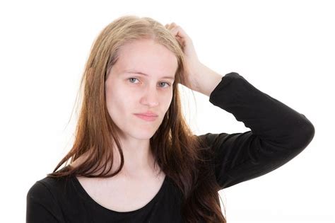 Premium Photo Young Puzzled Woman Blonde Scratch Head Think Wrong Bad