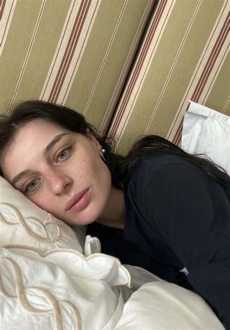 Alice Pagani Selfie в 2024 г Ускользающая красота Красивые девушки Волосы