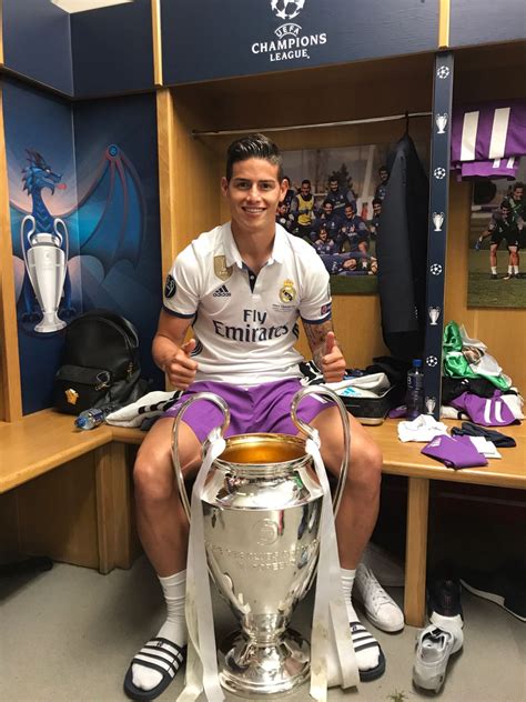 Soccer Players Page 12 Lpsg