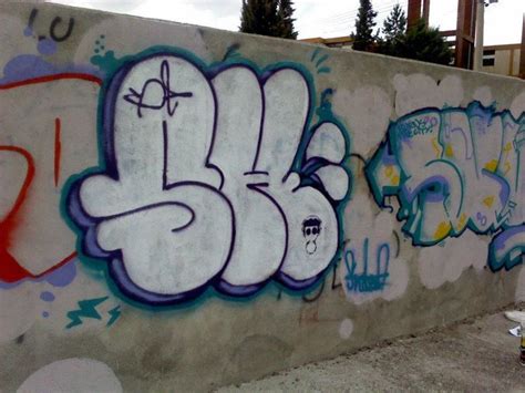 Type Of Art Throw Up Purpose Name And Fame Entertainment Location