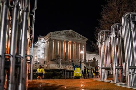 Justices Appear Skeptical Of Texas Florida Social Media Laws Robin Basham