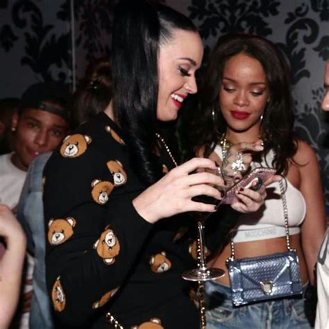 Pin By Tim Medaets On Katy Perry Katy Perry Katy Jeremy Scott Moschino