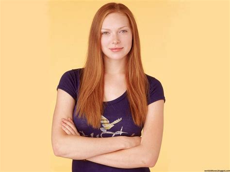 Laura Prepon Red Haired Beautiful Lady Smiling Face American Actress Image Gallery And Hd Wallpapers