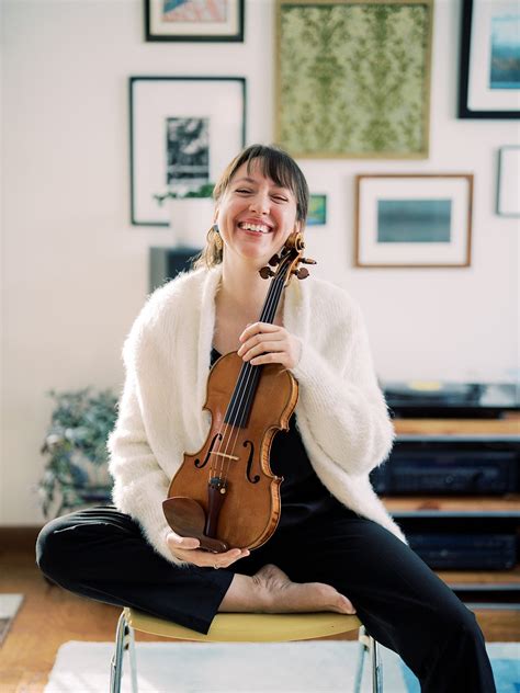 Gallery — Elise Blake Violin