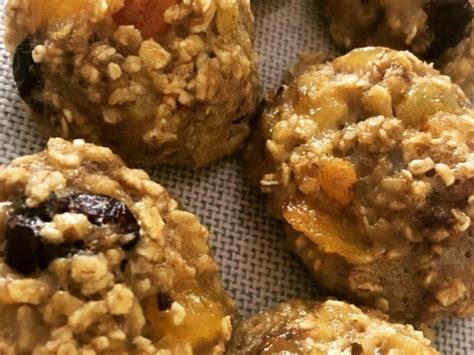 Рецепта за Овесени сладки с банан от Йолина Бон Апети