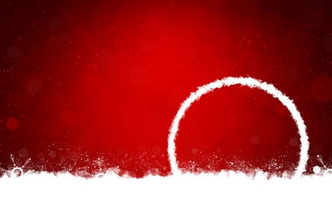 안개 또는 연기 또는 눈의 흰색 프릴과 미묘한 빛나는 눈송이의 연기가 자욱한 희미한 반지 또는 원형 모양의 윤곽선이 크리스마스