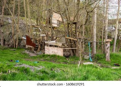 Babe Girl Treehouse Over 141 Royalty Free Licensable Stock Photos Shutterstock