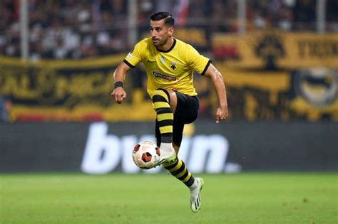 تبریک باشگاه یونانی به احسان حاج صفی عکس