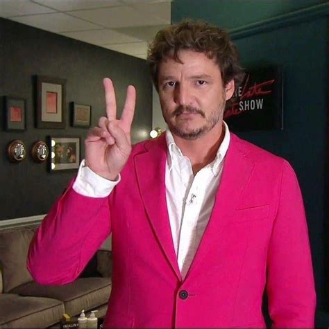 3 S Of Pedro Pascal Doing Sexy Things With His Mouth 🫦 R Pedro Pascal