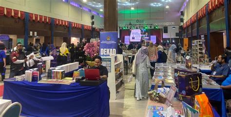 Upsi Anjur Pesta Buku