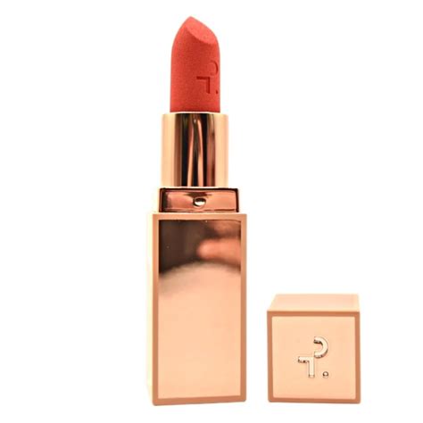 Batom Shes Not From Here Patrick Ta Sofisticação Em Matte Suede