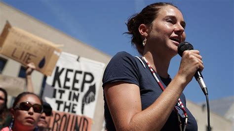 Opinion Shailene Woodley Us Should Run On Renewable Energy By 2050