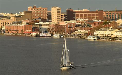 Downtown Building In Wilmington Nc Named Local Landmark In 1981