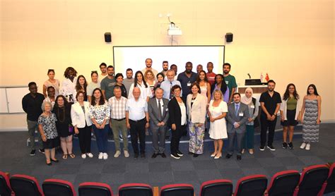 Kıbrıs Ve Türkiyede Sadece Yakın Doğu Üniversitesi Eczacılık Fakültesinde Bulunan “compaction