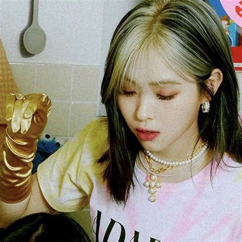 Pin By Lyn On ITZY In Evil Girl Itzy My Girl