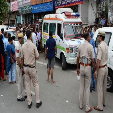 Emergency Vehicle Detection Object Detection Dataset By Yolov8 Ambulance Detection