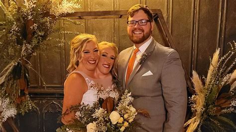 Abby Brittany Hensel Sex Expert Weighs In On Twins Orgasms In Touch Weekly