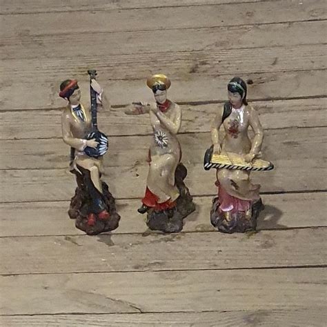 빈티지 베트남인형 전통악기 연주하는 여인들 3p세트 도자기 도자기인형빈티지인형인테리어소품장식품베트남on Bunjang Global Site