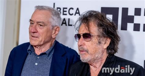 82살 알 파치노×79살 로버트 드 니로 “‘대부2 콤비의 늦둥이 사랑”[해외이슈] 종합