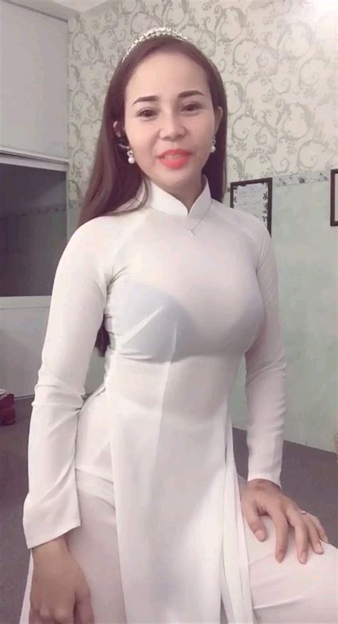 Pin By Huy Bui On Wallpaper In Ao Dai Glamour White