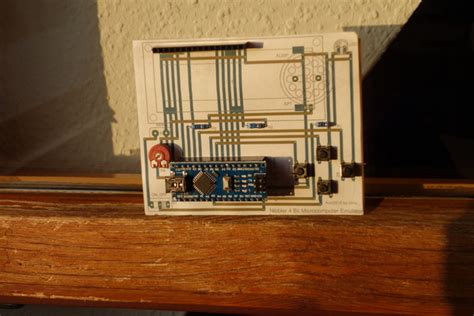 Nibbler 4 Bit Computer Replica
