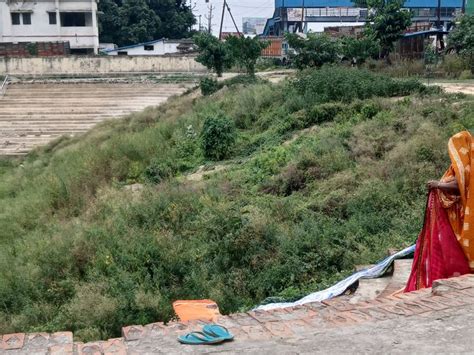 Model Pokhara Of Sahajanwa Is A Victim Of Bad Condition सहजनवा का