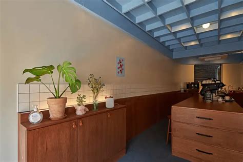 우드컬러 포인트의 고급스러운 에스프레소바 인테리어 성동구 성수동 우드컬러 포인트의 고급스러운 에스프레소바 인테리어 성동구 성수동