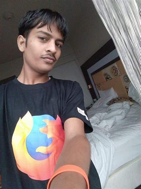 About Kumar Ritu Raj Medium