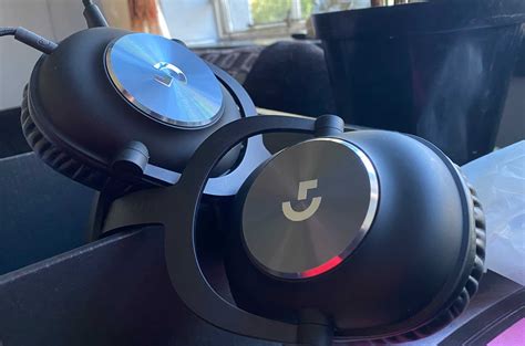 Logitech G PRO Gaming Headset Review GLITCHED