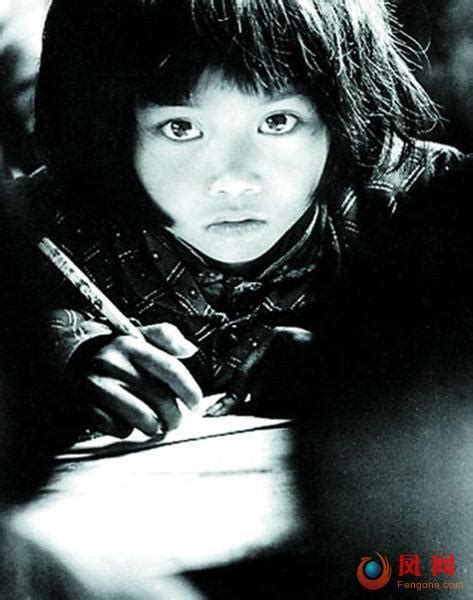 希望工程大眼睛女孩苏明娟成银行白领受追捧